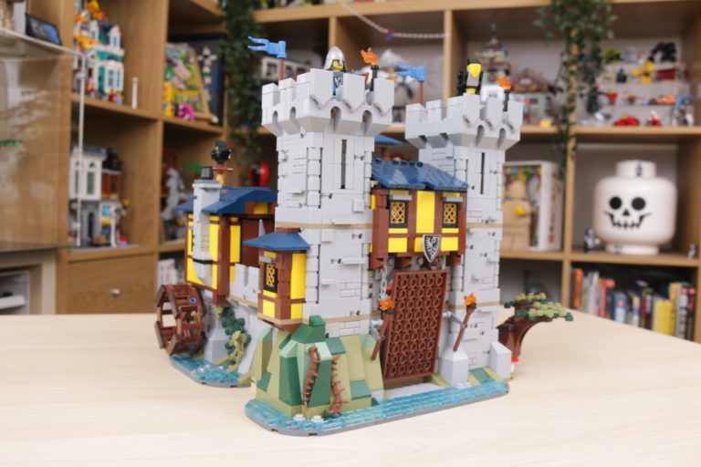 How to improve the LEGO Creator 3-in-1 31120 Medieval Castle