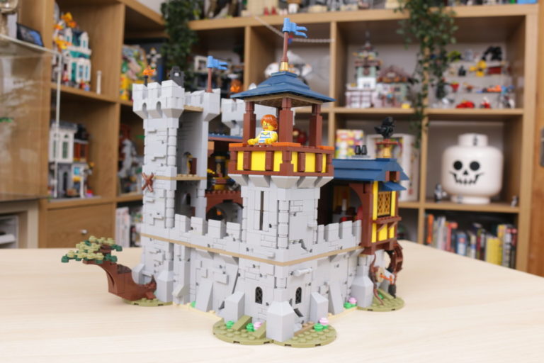 How to improve the LEGO Creator 3-in-1 31120 Medieval Castle