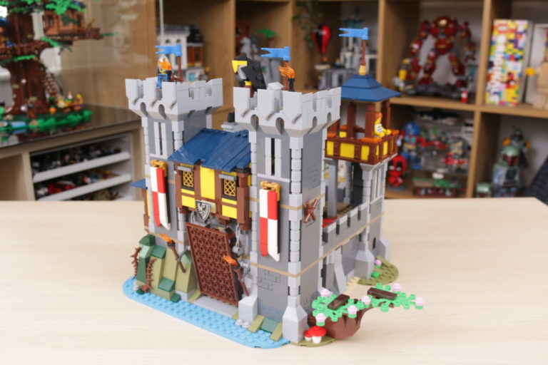 How to improve the LEGO Creator 3-in-1 31120 Medieval Castle