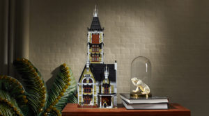 LEGO 10273 Haunted House officially unveiled