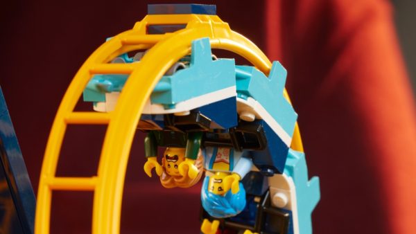 LEGO ICONS 10303 Loop Coaster now available to everyone