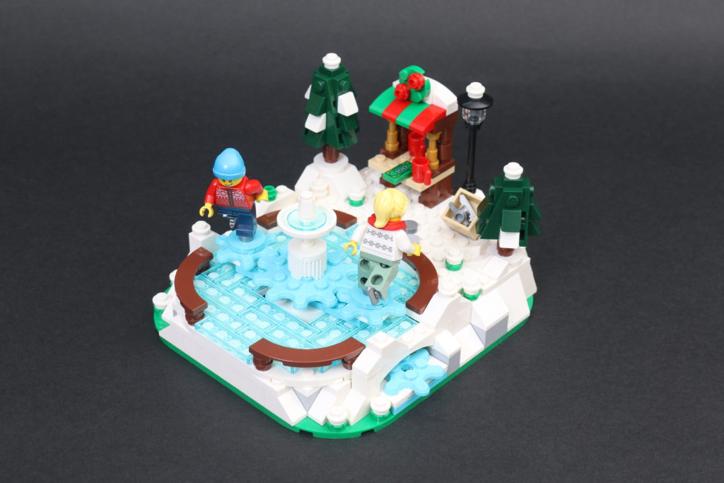 LEGO 40416 Ice Skating Rink gift with purchase review