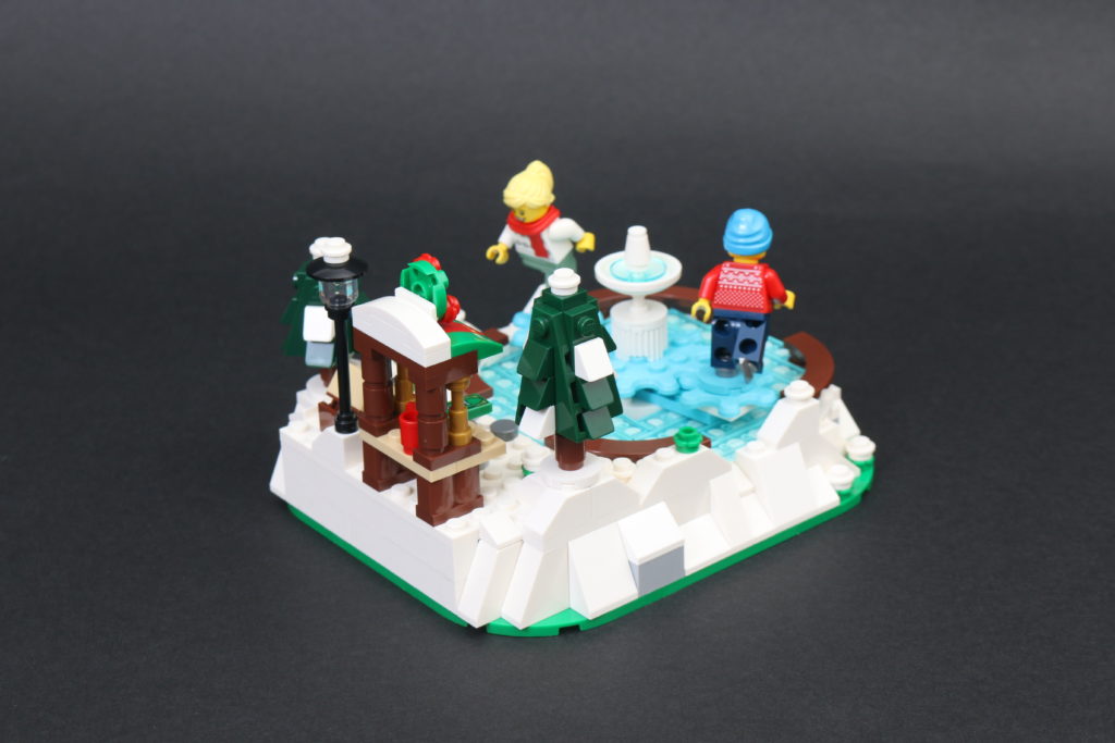 LEGO 40416 Ice Skating Rink gift with purchase review