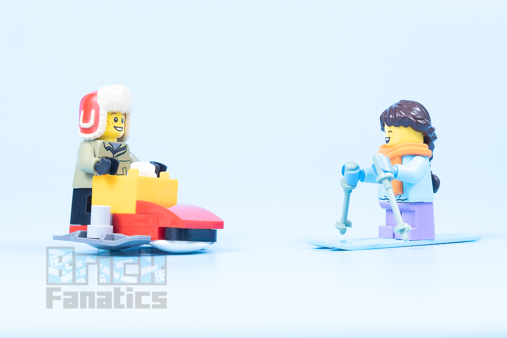 LEGO 40424 Winter Snowball Fight review - Brick Fanatics