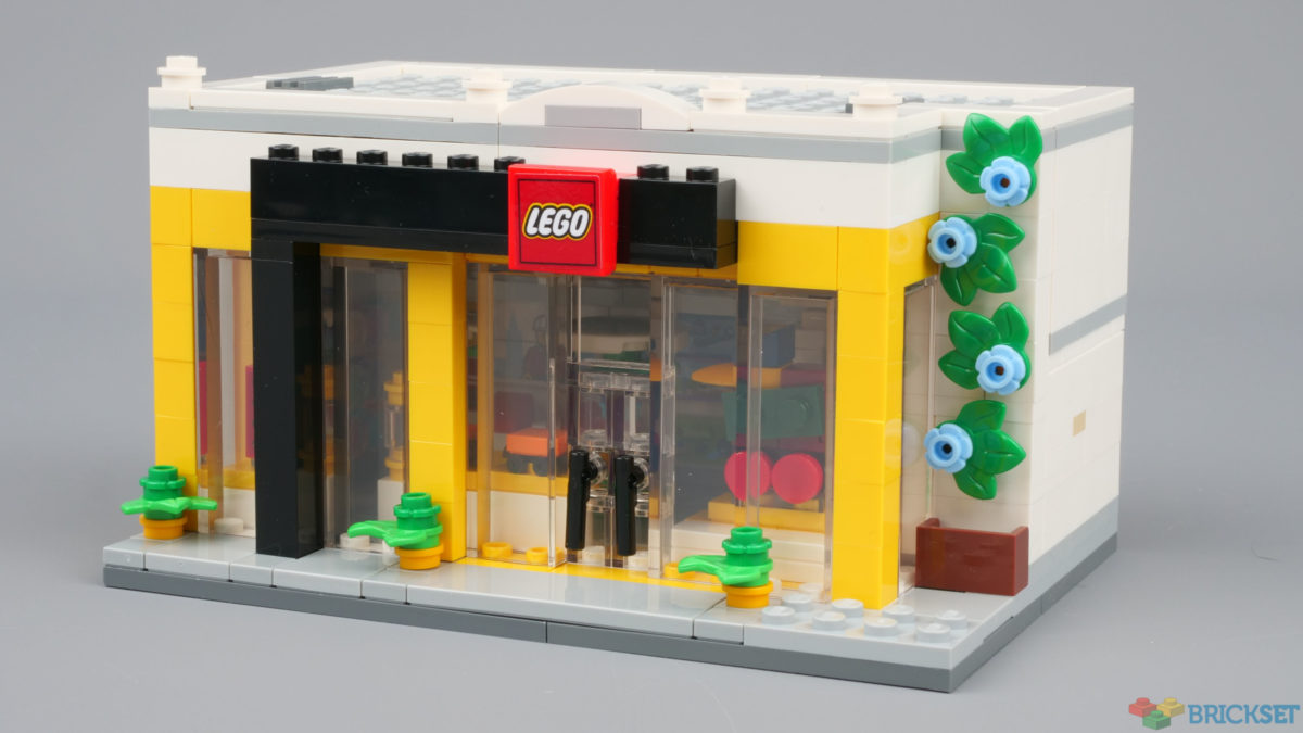 40528 LEGO Brand Retail Store gift-with-purchase revealed