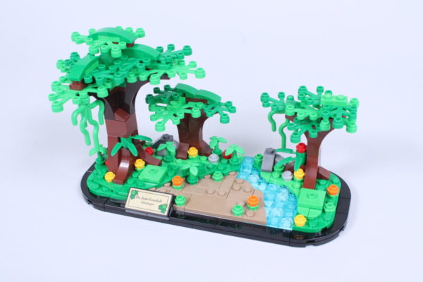 Four natural LEGO models you should 'plant' to buy soon