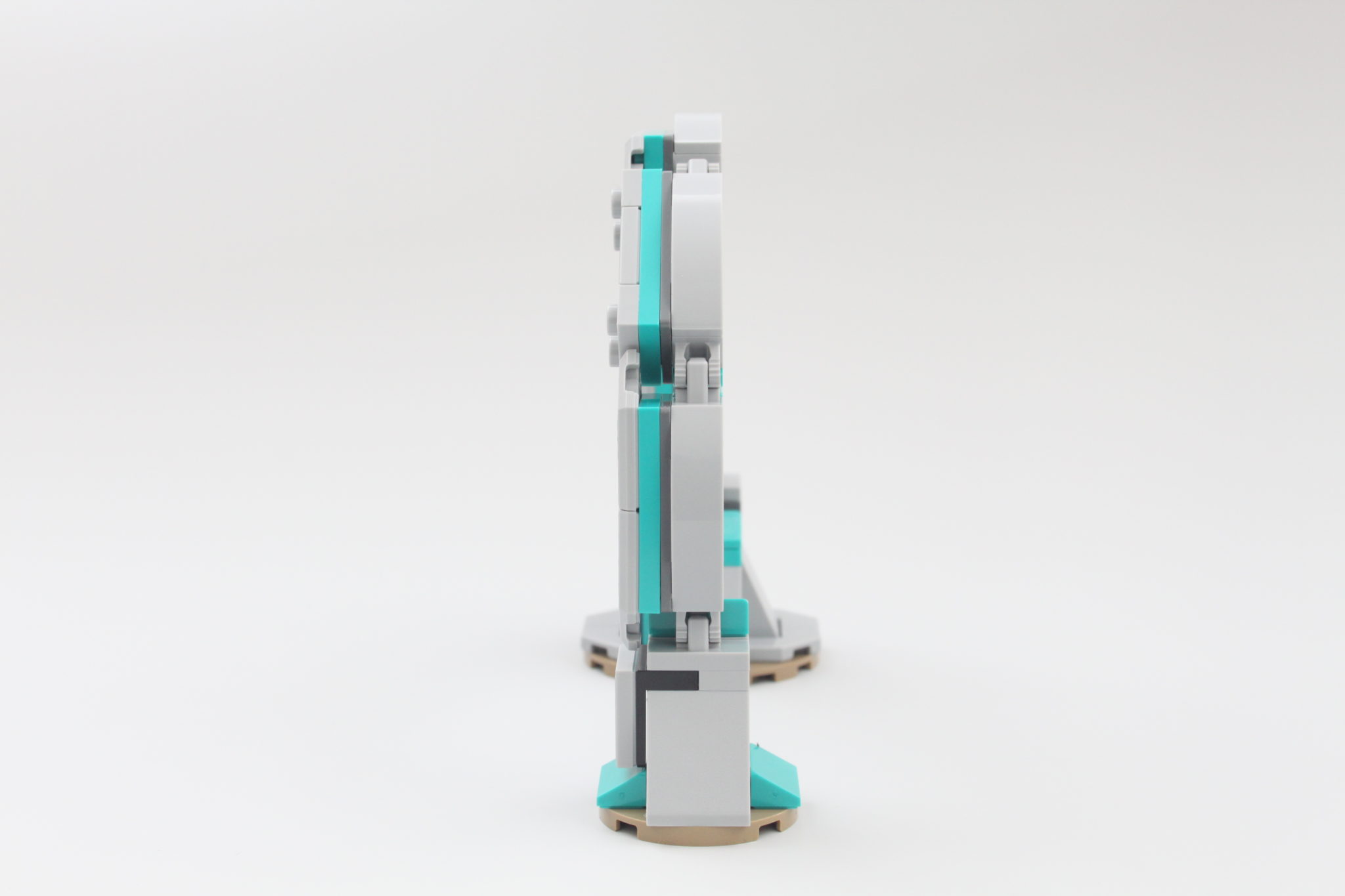 LEGO 40556 Mythica review