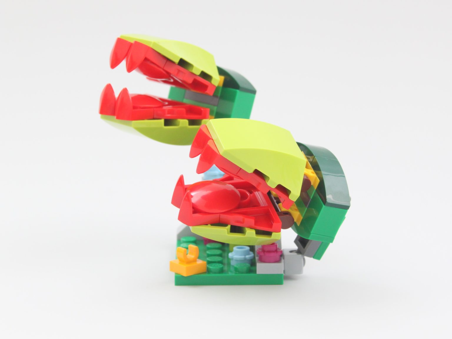 LEGO 40556 Mythica review