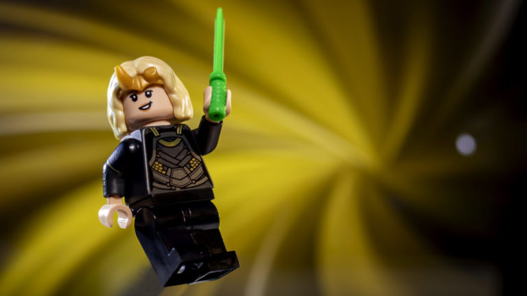 Closer look at LEGO 71031 Marvel Studios’ Sylvie minifigure