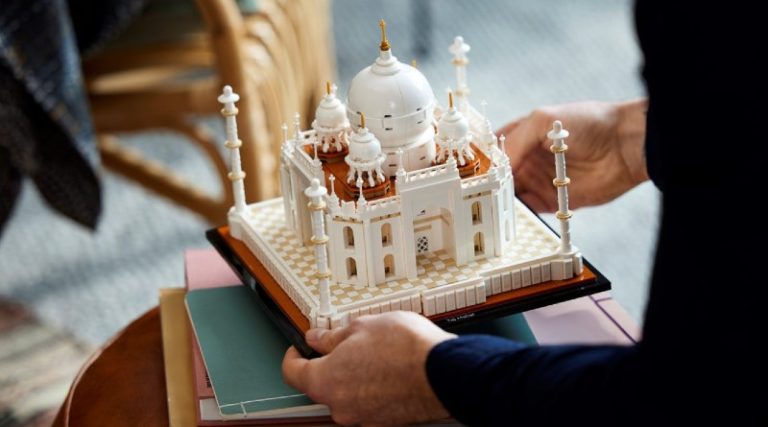 Construisez une merveille du monde LEGO avec 21056 Taj Mahal