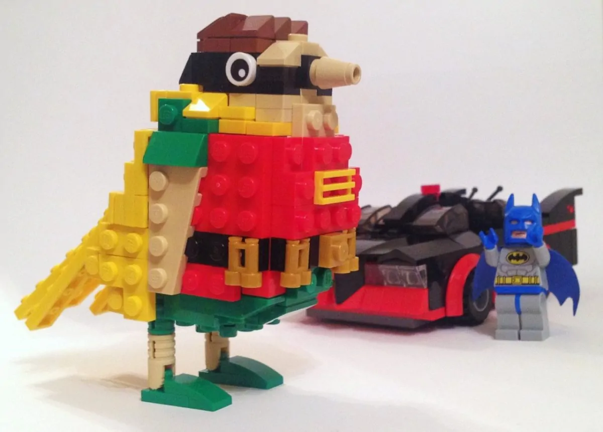 Brick Pic of the Day: What happened to you Robin?