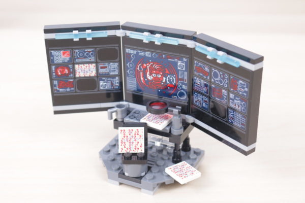 LEGO Batman 76183 Batcave: The Riddler Face-off full review