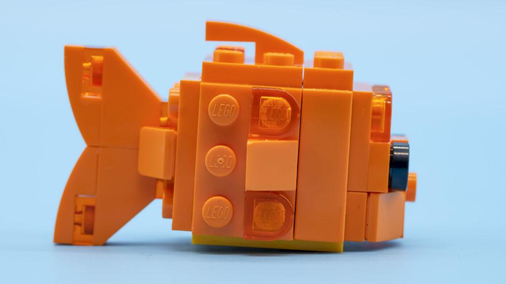 LEGO BrickHeadz 40442 Goldfish review and gallery