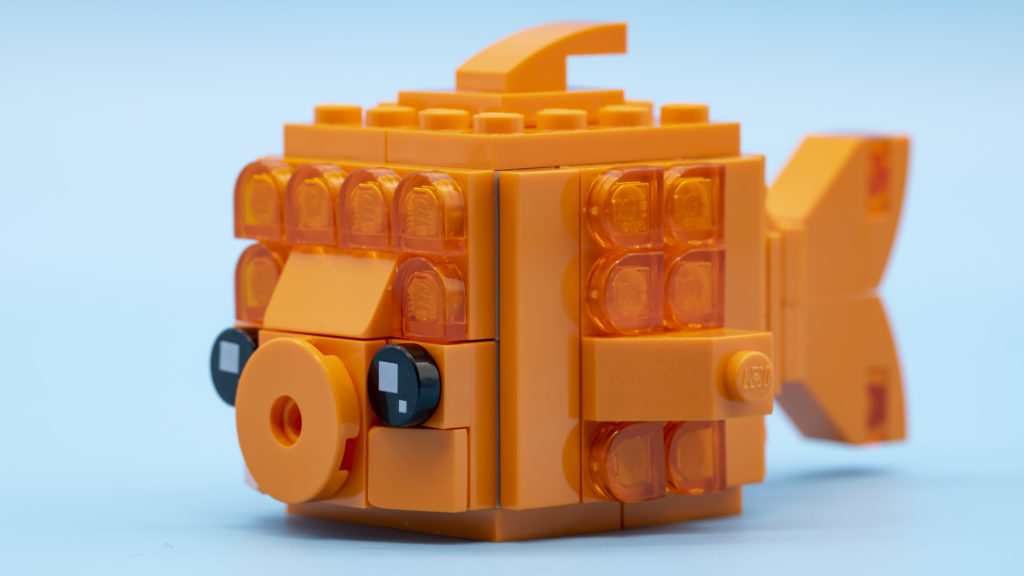 LEGO BrickHeadz 40442 Goldfish review and gallery