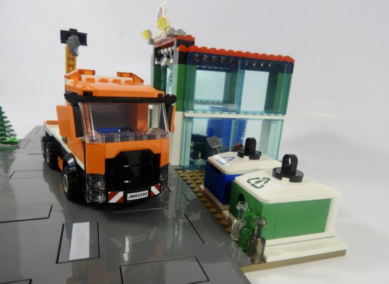 LEGO CITY 60292 Town Center review