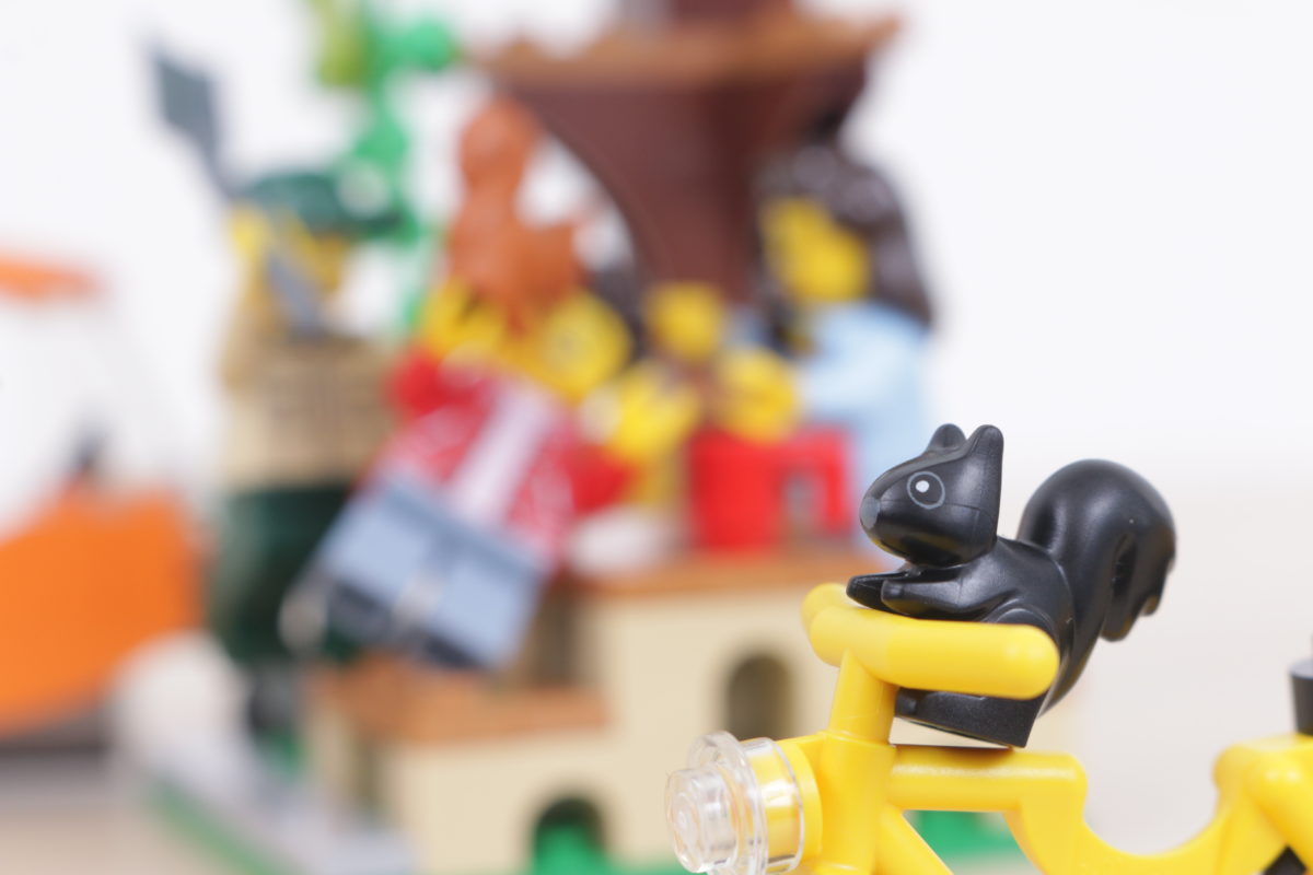 LEGO CITY 60326 Picnic in the Park review and gallery