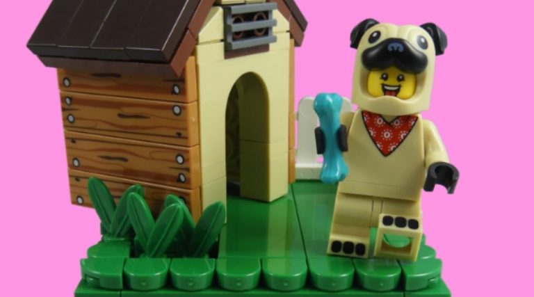 LEGO Collectible Minifigures Series 21 Pug Costume Guy vignette