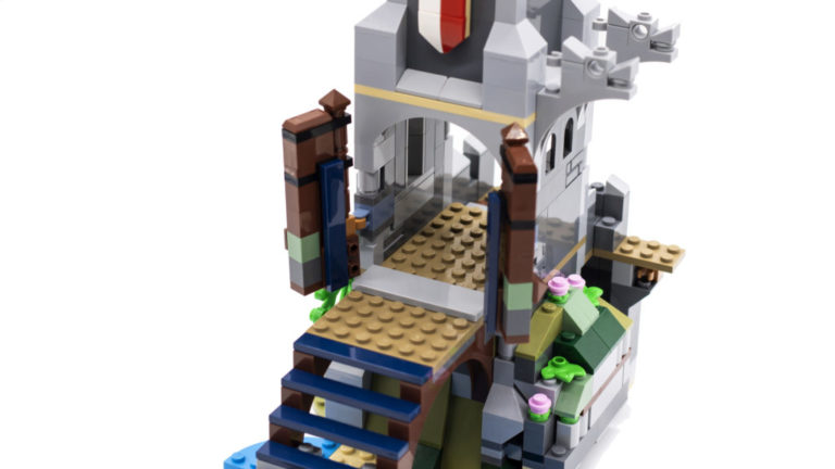 LEGO Creator 3-in-1 31120 Medieval Castle review and gallery