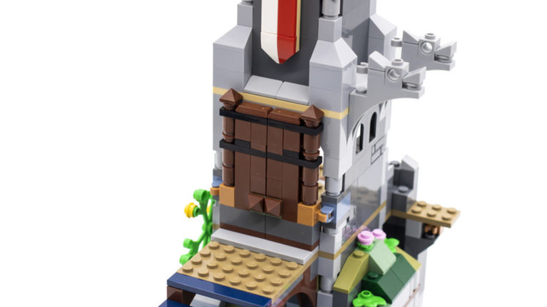 LEGO Creator 3-in-1 31120 Medieval Castle review and gallery