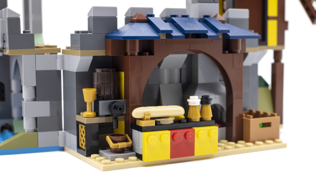 LEGO Creator 3-in-1 31120 Medieval Castle review and gallery