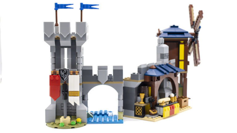 LEGO Creator 3-in-1 31120 Medieval Castle review and gallery
