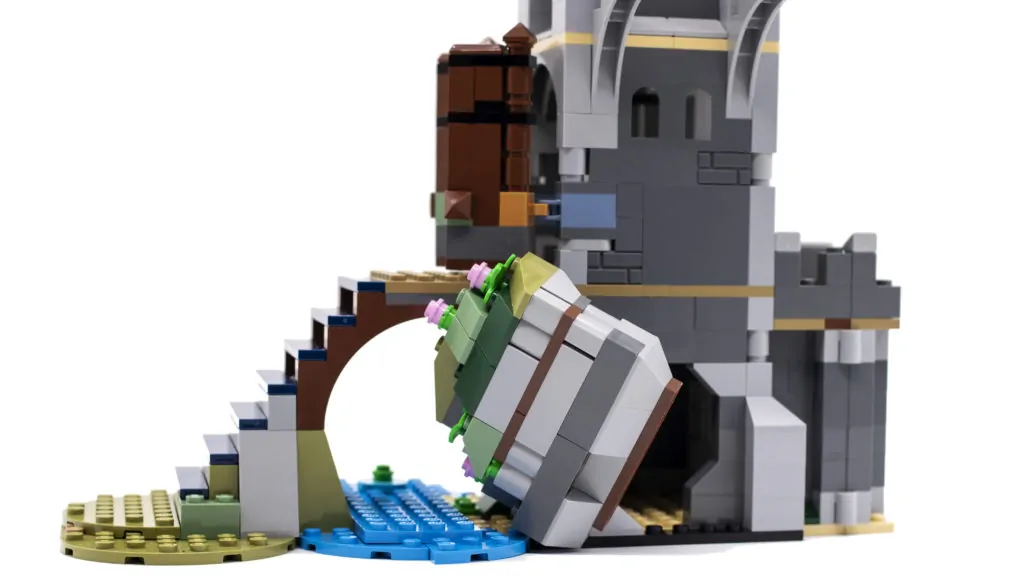 LEGO Creator 3-in-1 31120 Medieval Castle review and gallery