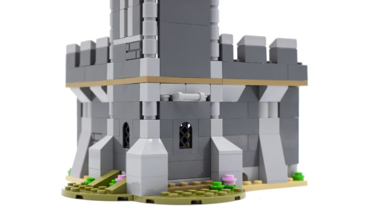 LEGO Creator 3-in-1 31120 Medieval Castle review and gallery