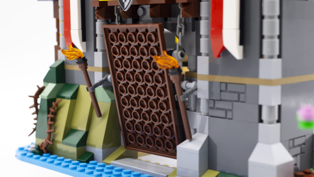 LEGO Creator 3-in-1 31120 Medieval Castle review and gallery