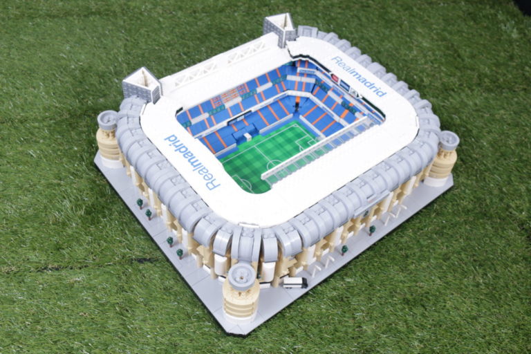 LEGO Creator 10299 Real Madrid Santiago Bernabéu Stadium