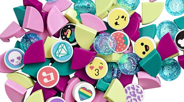 LEGO DOTS sets available now