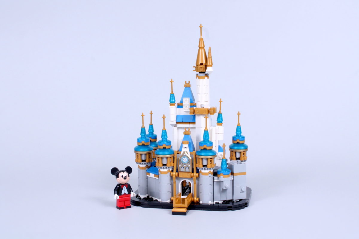 LEGO Disney 40478 Mini Disney Castle review and gallery