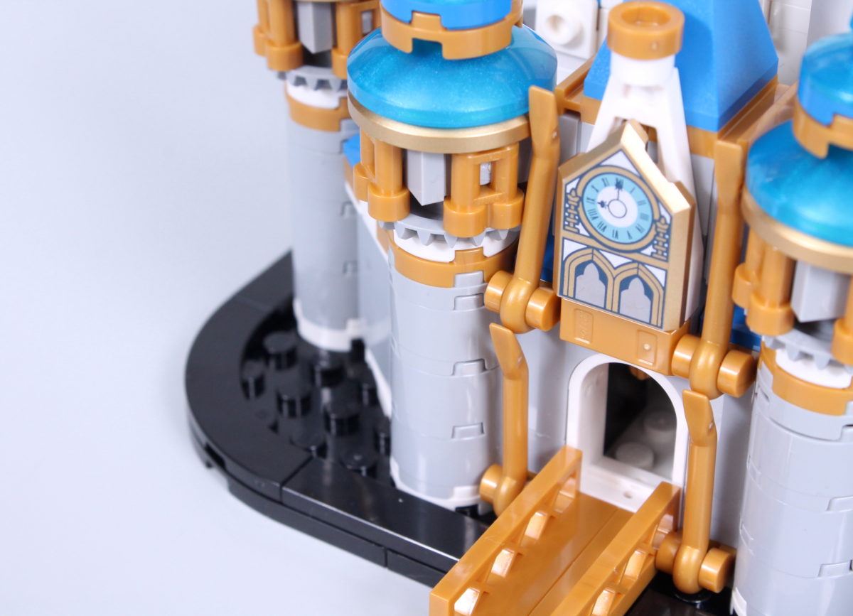 LEGO Disney 40478 Mini Disney Castle review and gallery