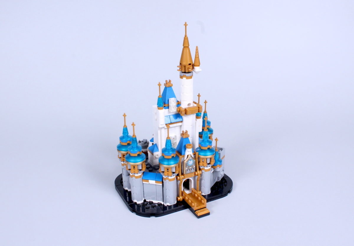 LEGO Disney 40478 Mini Disney Castle review and gallery