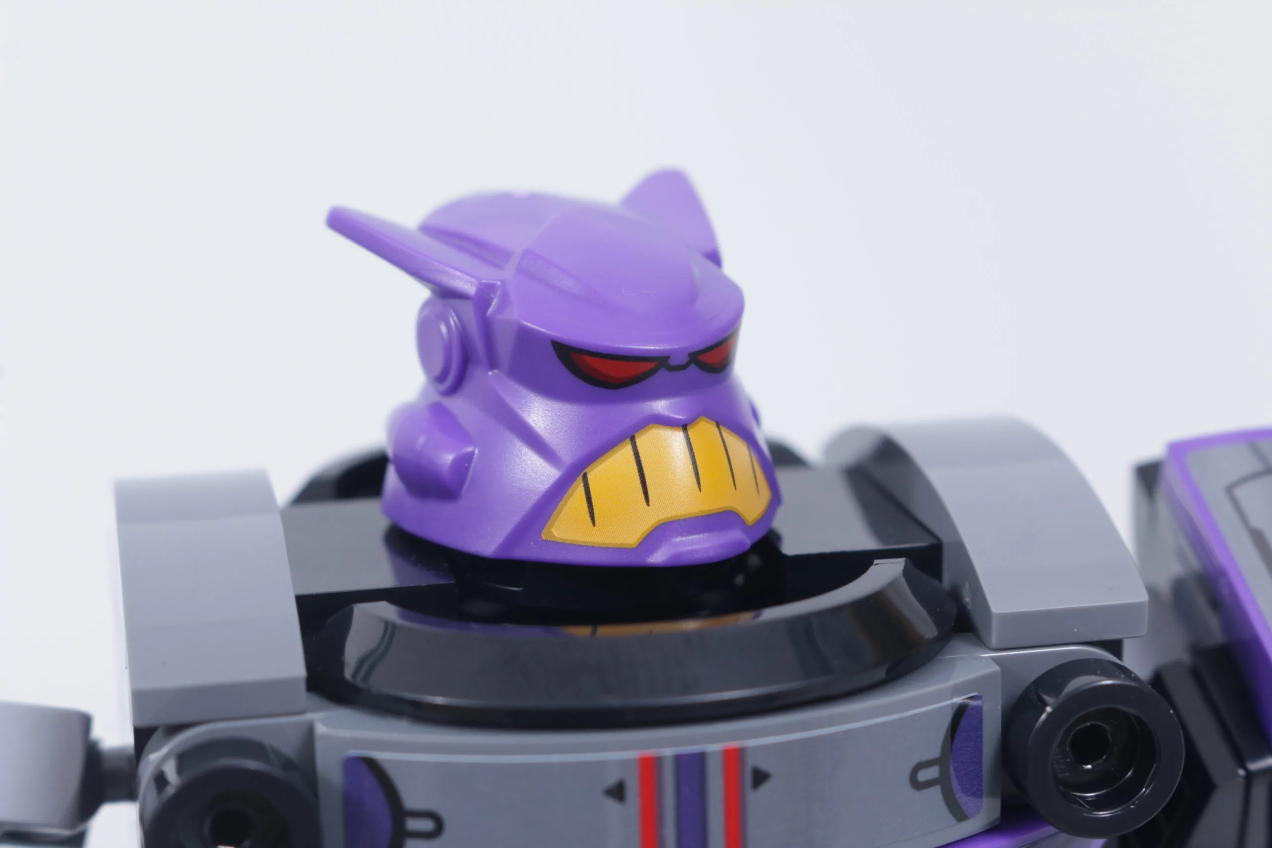 LEGO Disney Lightyear 76831 Zurg Battle review and gallery