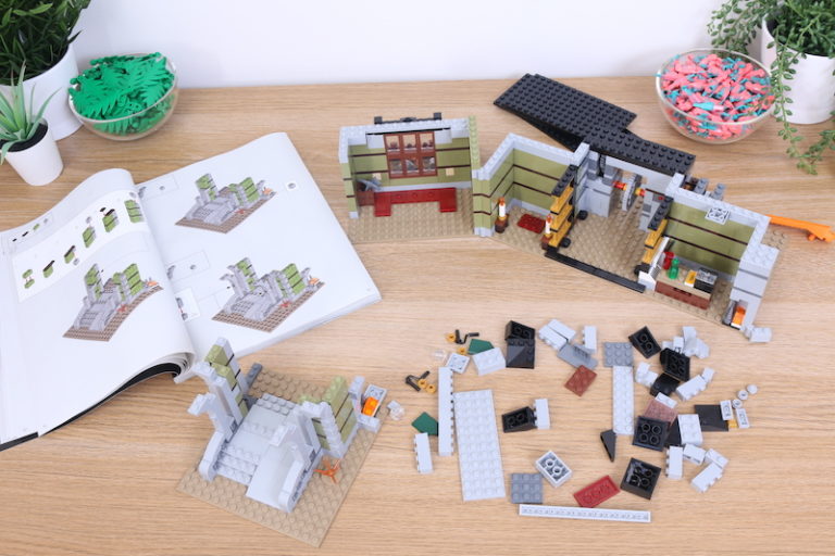 LEGO Fairground Collection 10273 Haunted House review