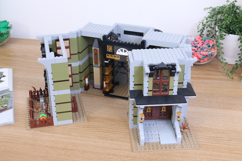 LEGO Fairground Collection 10273 Haunted House review