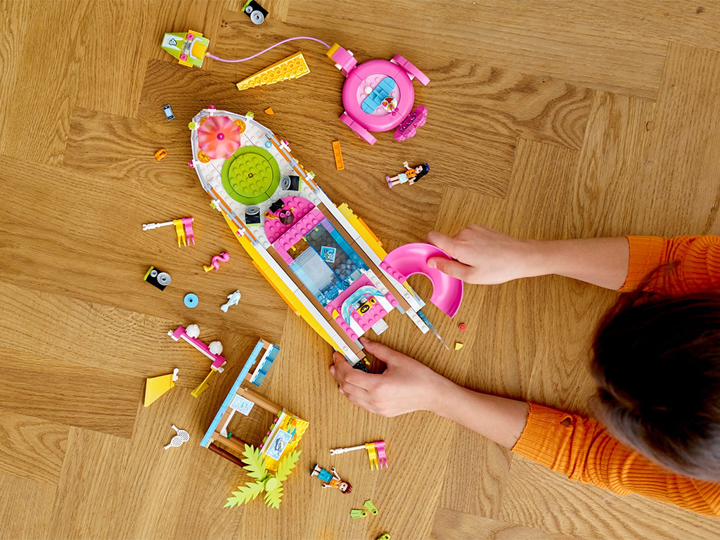 LEGO Friends 41433 Party Boat unveiled