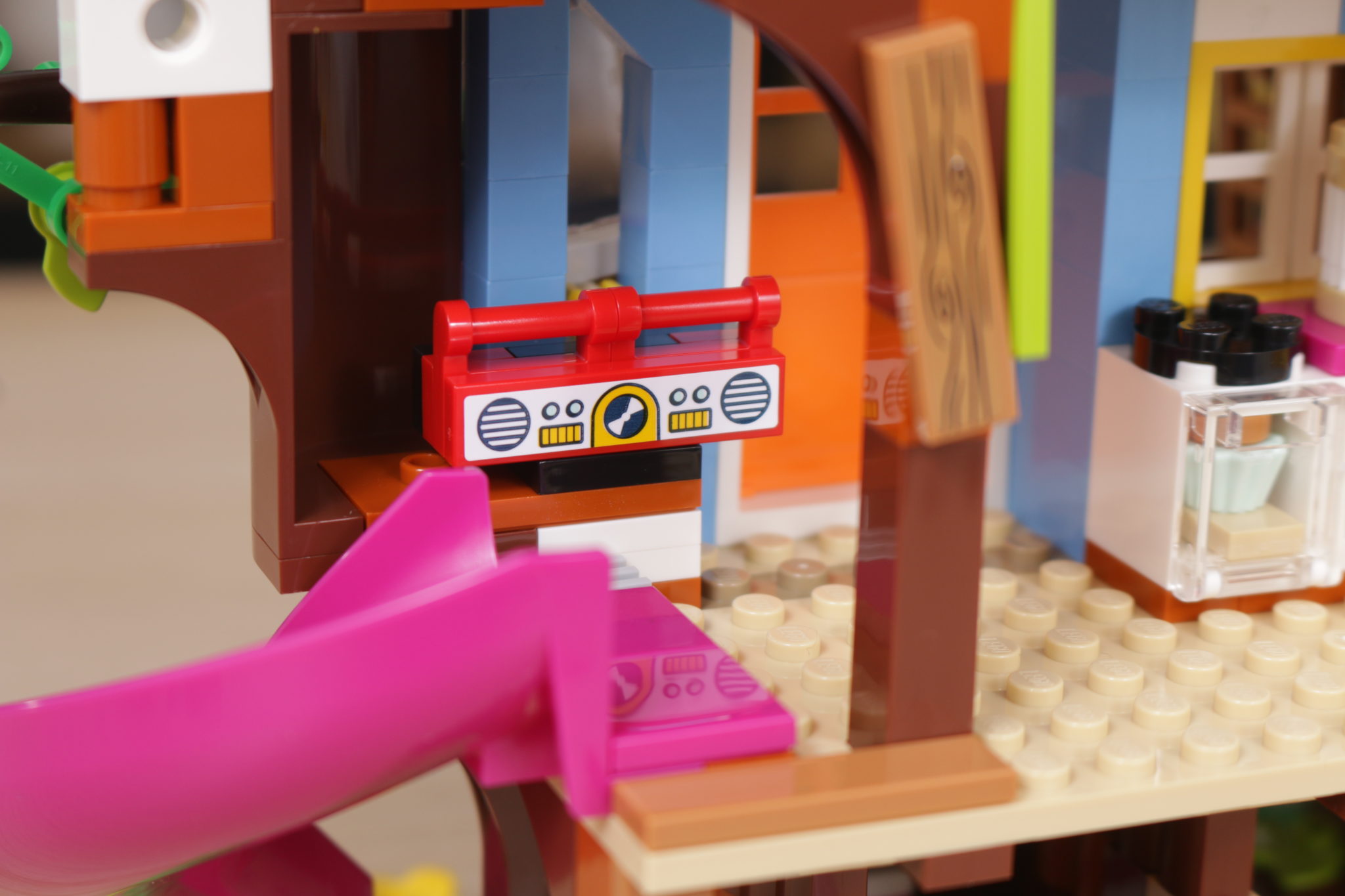 LEGO Friends 41703 Friendship Tree House review