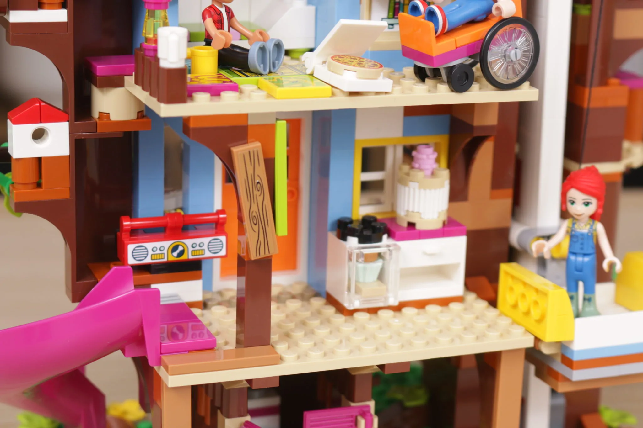 LEGO Friends 41703 Friendship Tree House review