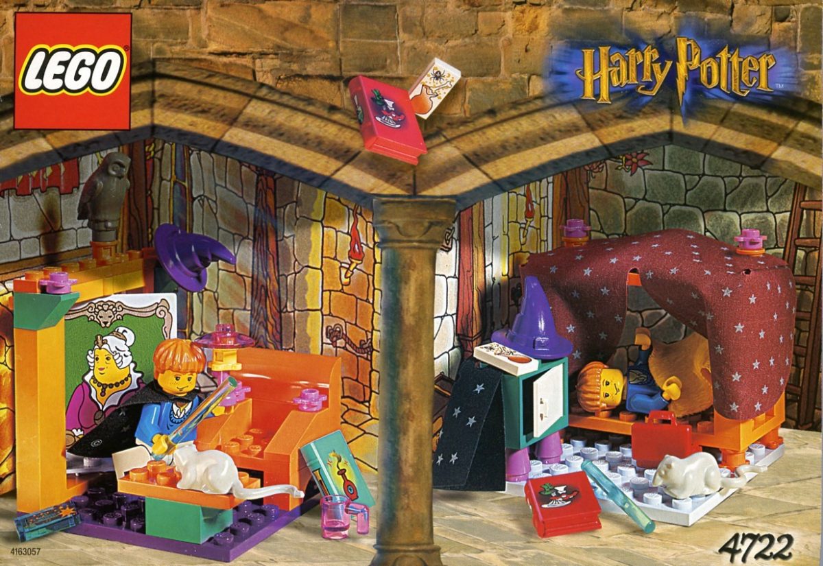 LEGO Harry Potter Gryffindor Dorms October GWP revealed
