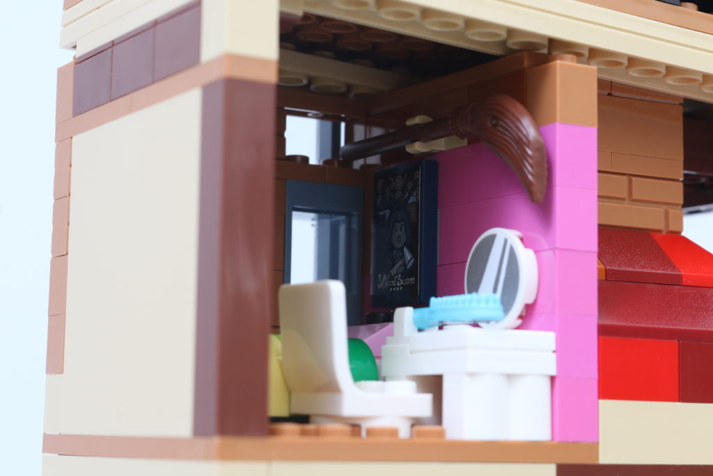 LEGO Harry Potter 75980 Attack on the Burrow review