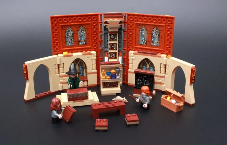 LEGO Harry Potter 76382 Hogwarts Moment: Transfiguration Class review
