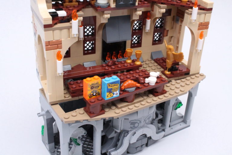 Combining the LEGO Harry Potter 20th anniversary Hogwarts sets