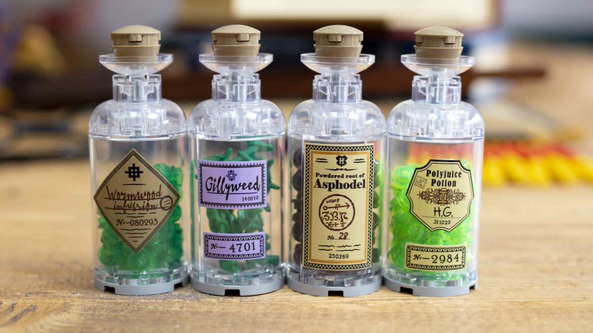 LEGO 76391 Hogwarts Icons Collectors’ Edition potions' meaning