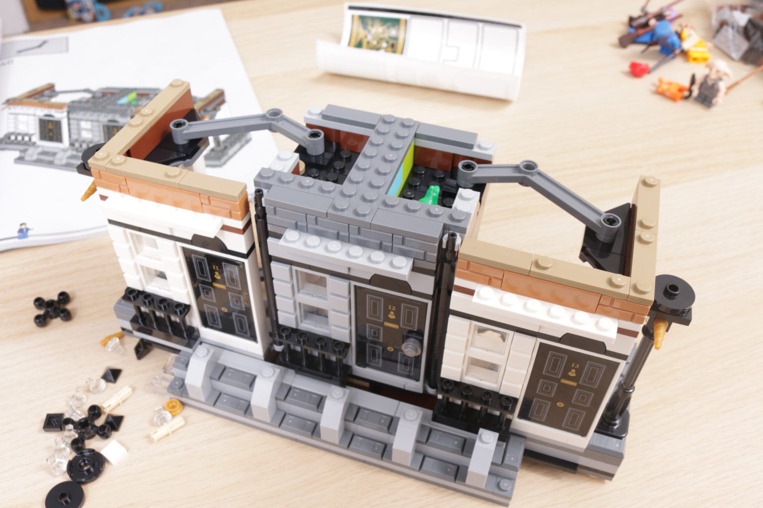 LEGO Harry Potter 76408 12 Grimmauld Place complete review