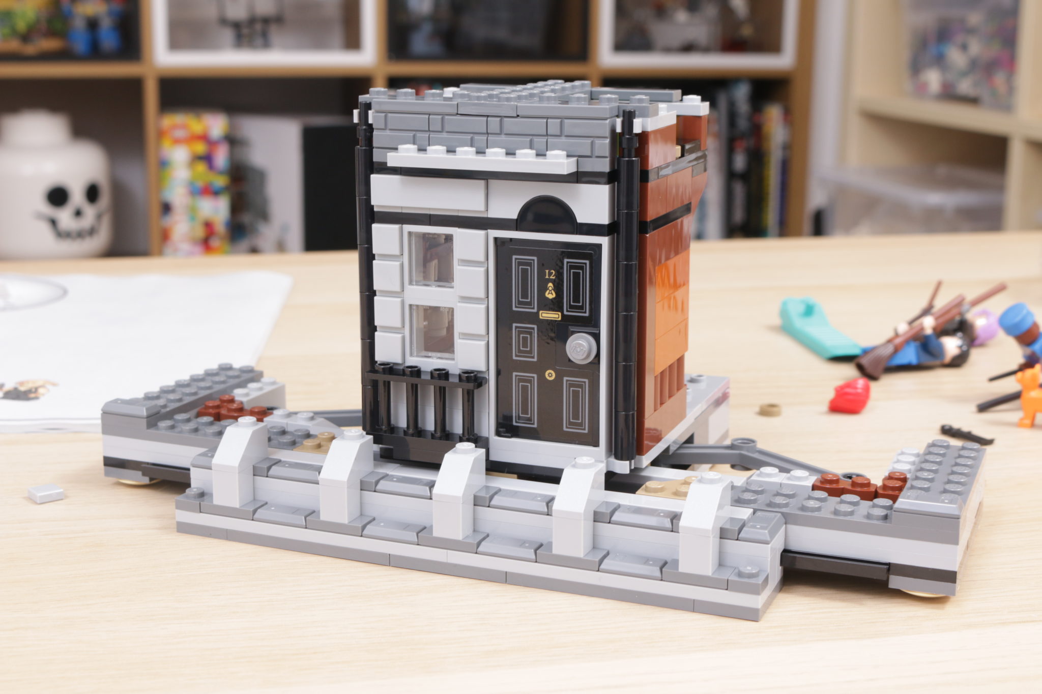 LEGO Harry Potter 76408 12 Grimmauld Place complete review