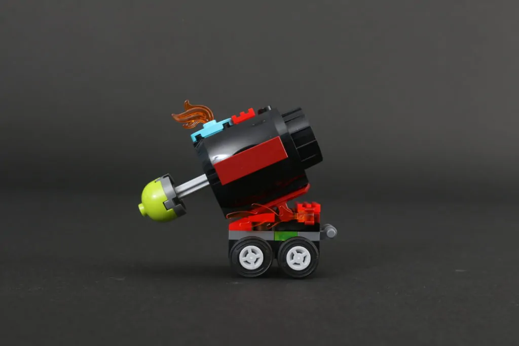 LEGO Hidden Side 30464 El Fuego’s Stunt Cannon polybag review