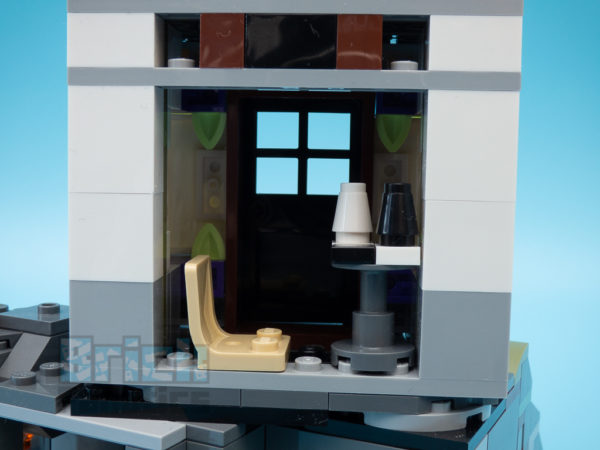 LEGO Hidden Side 70431 The Lighthouse of Darkness review