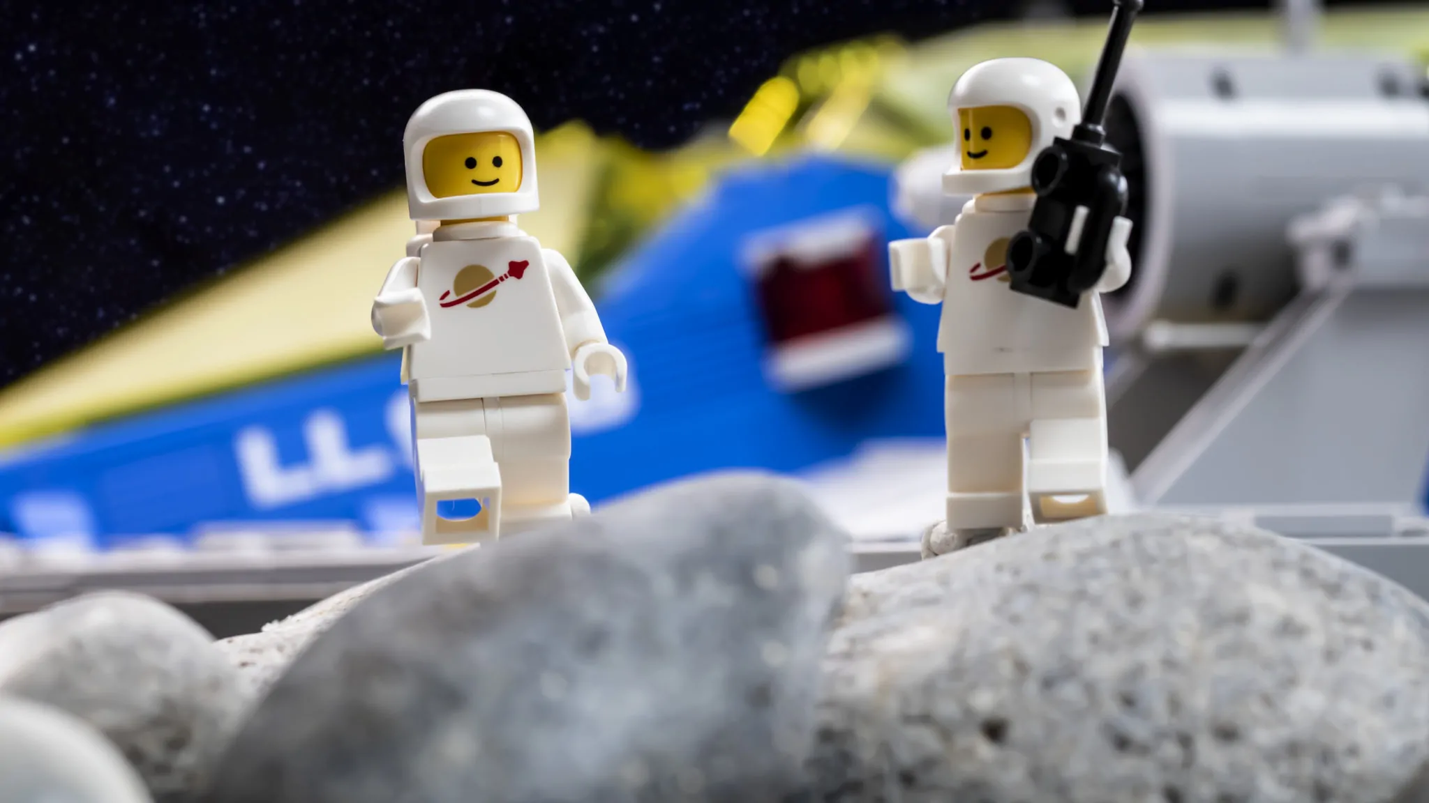 Every LEGO Classic Space astronaut colour so far