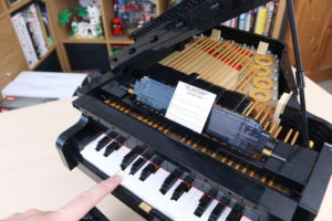 LEGO Ideas 21323 Grand Piano review - Brick Fanatics